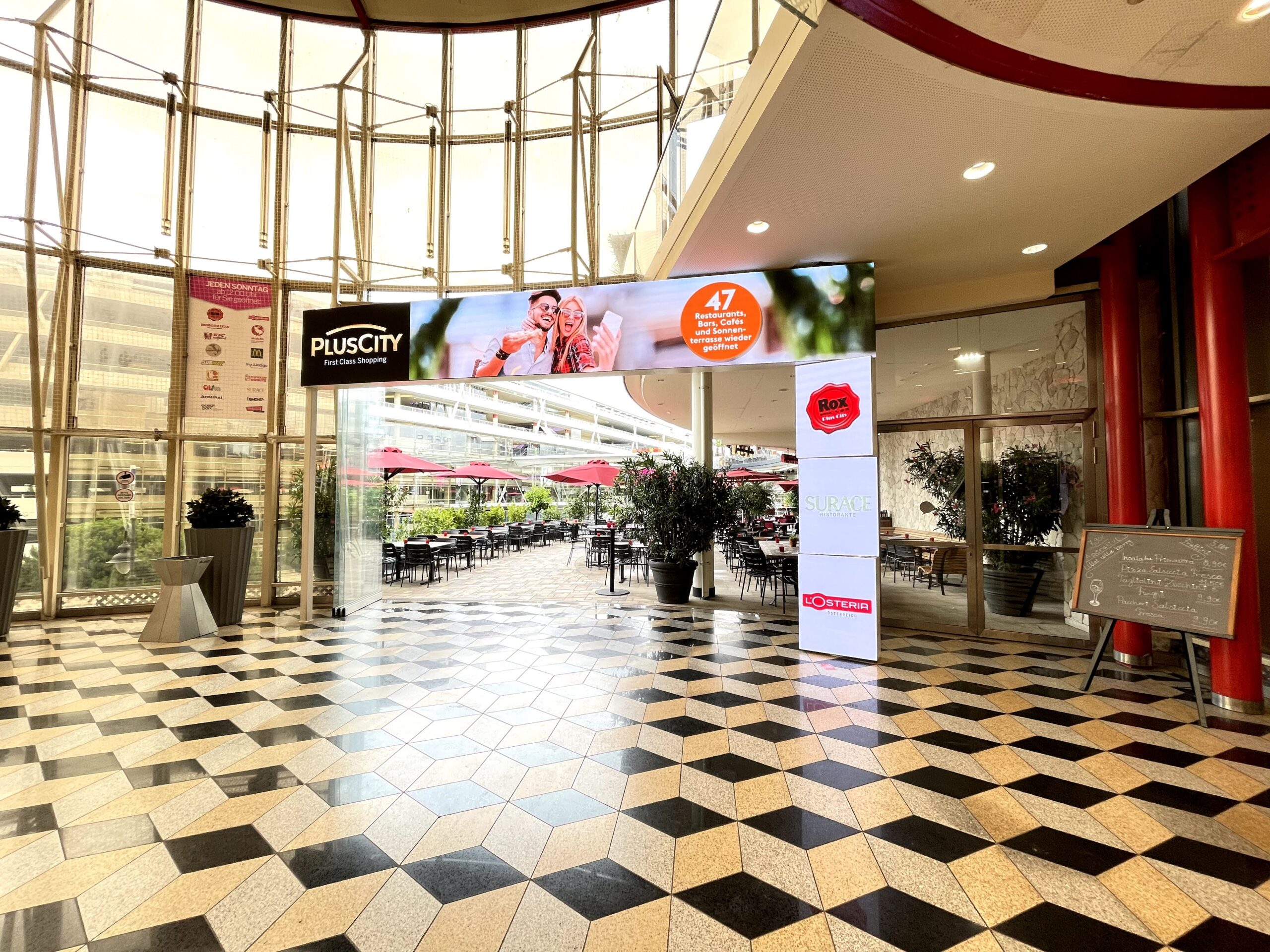 The right choice of location for digital signage applications